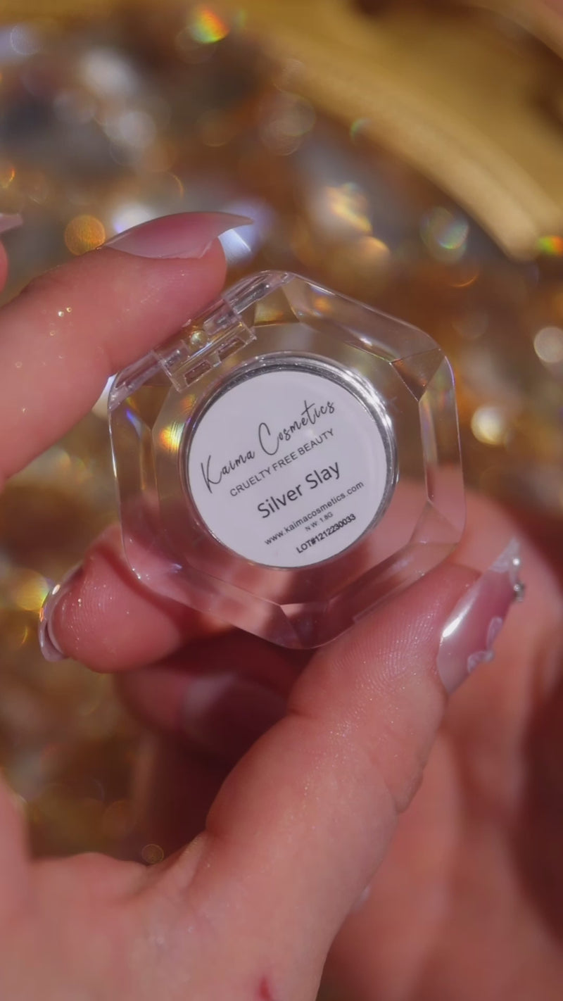 Diamond Pearl Pressed Pigment - Silver Slay | Kaima Cosmetics